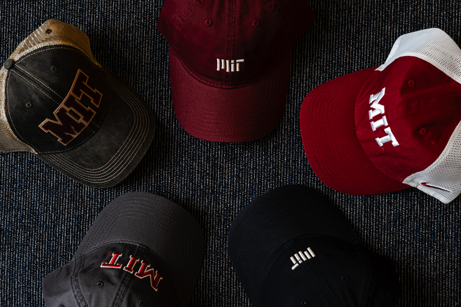Shop MIT – The COOP