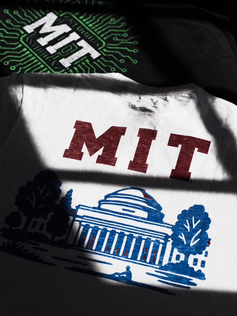 Shop MIT – The COOP